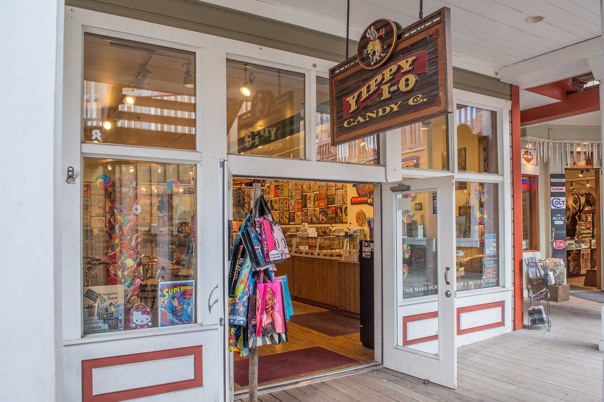 Yippy I-O Candy - Jackson Hole Traveler